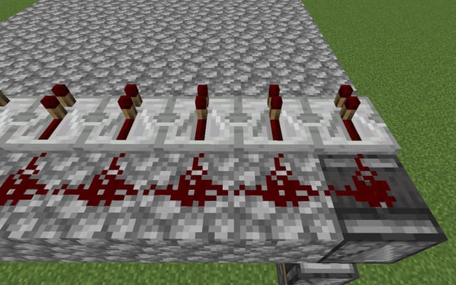How to make a lag machine on a Minecraft server