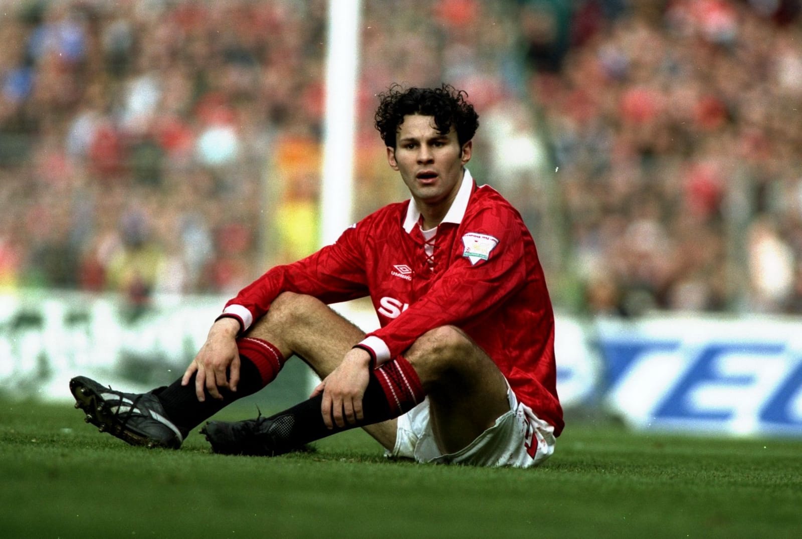 5 greatest left-footed players of all time