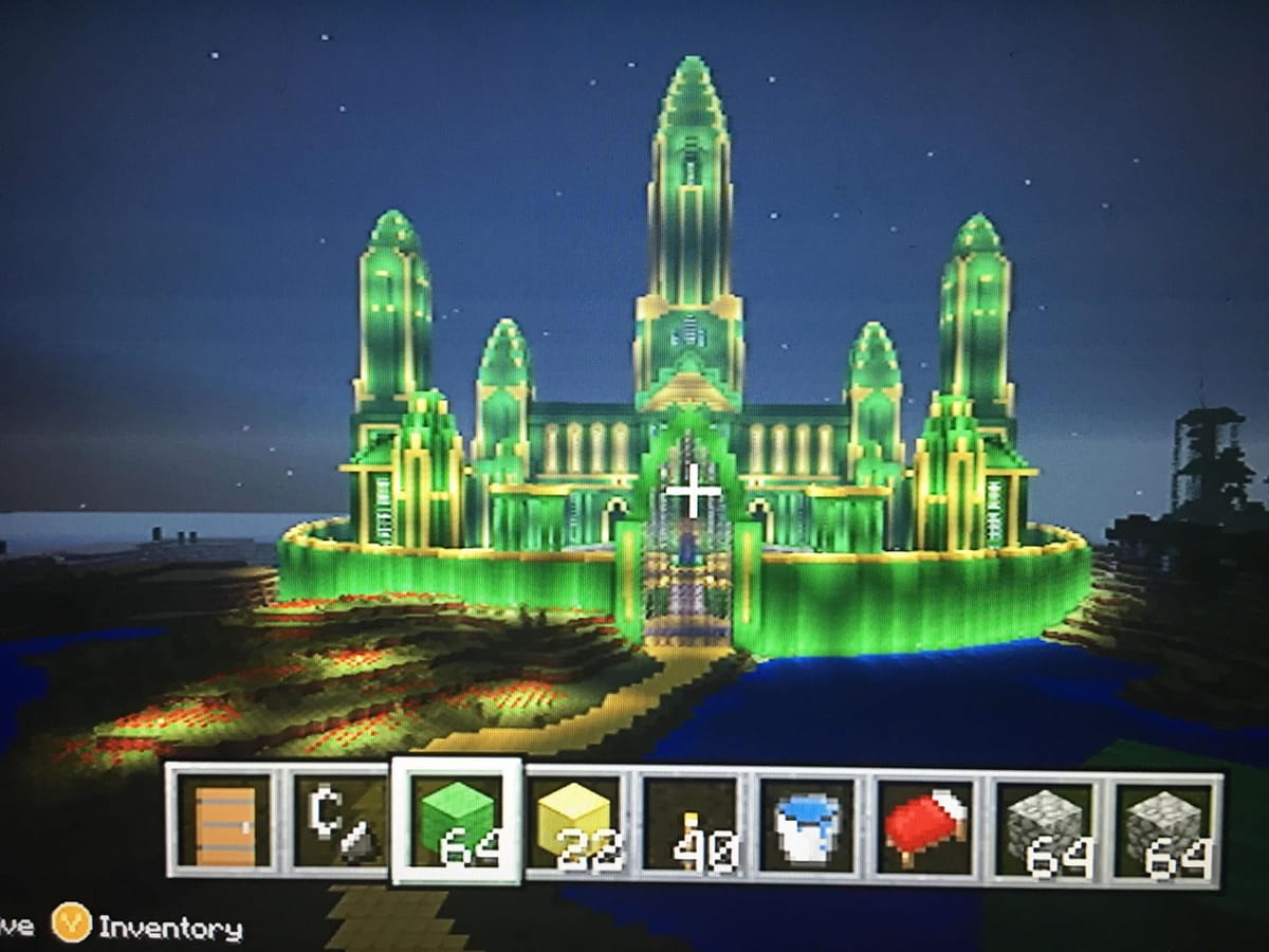 The 5 best Minecraft structures and creations using emeralds