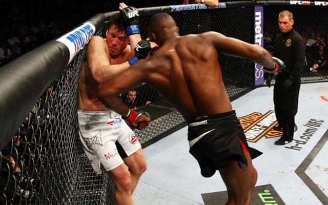 5 times a UFC fighter suffered a serious injury mid-fight and went on ...