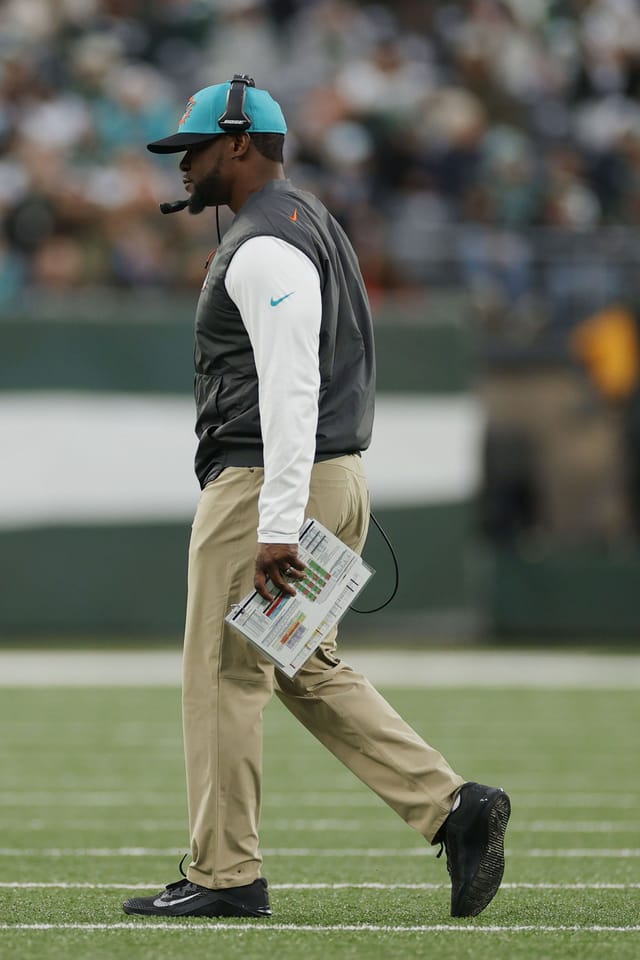 Brian Flores out as Dolphins head coach