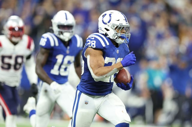 Who is the fastest player in the NFL?