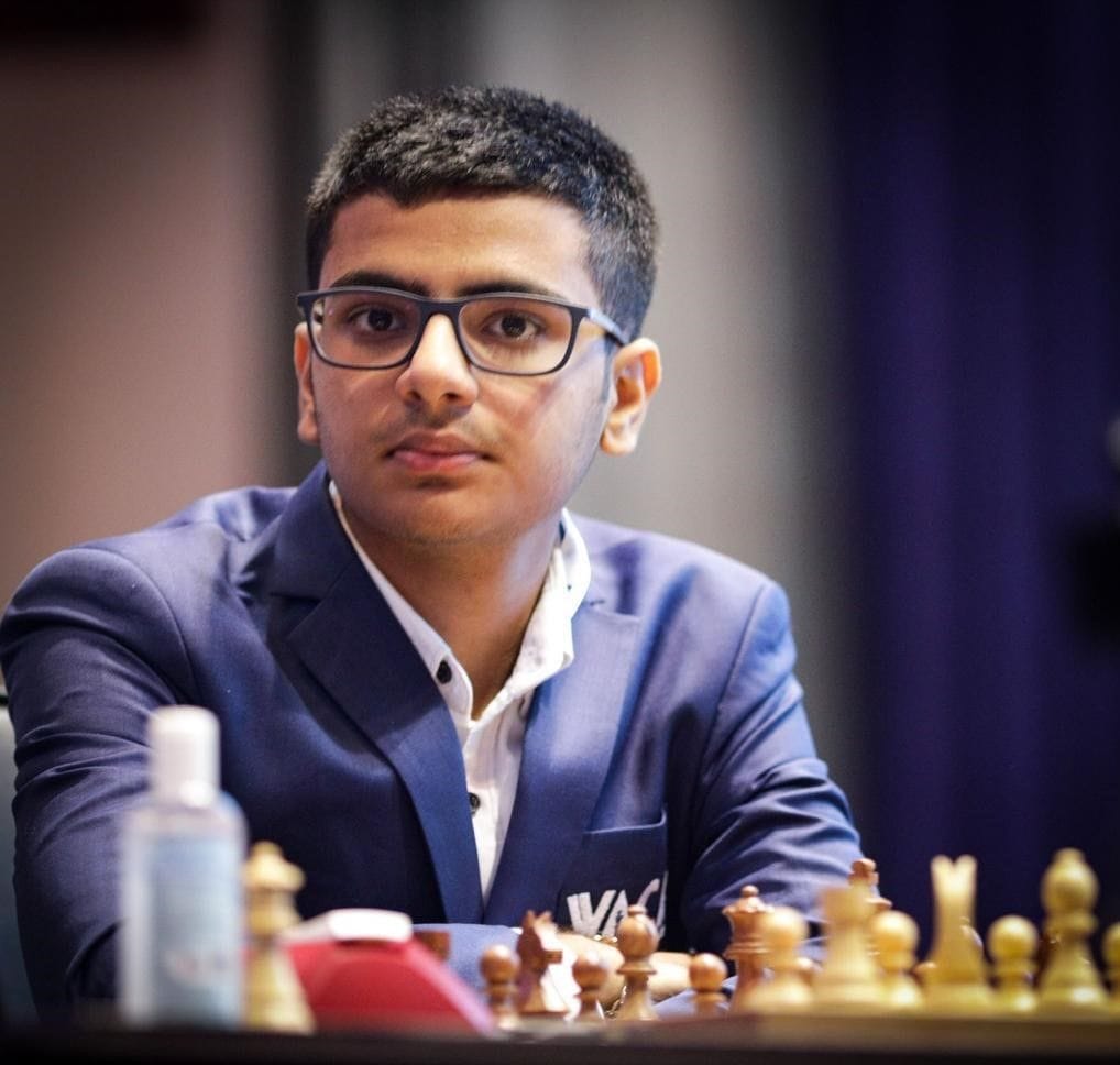 Indian GM Raunak Sadhwani wins Tiger Cup Blitz 2022 chess tournament in ...
