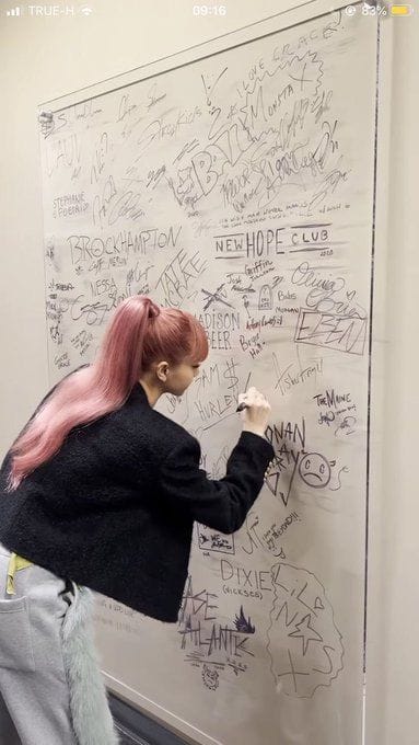 BLACKPINK Lisa makes Spotify record with 500 million streams