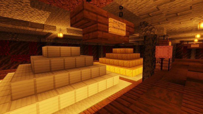 5 best Minecraft builds using gold (2022)