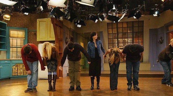 5 heartbreaking ‘Friends’ episodes that’ll make you cry
