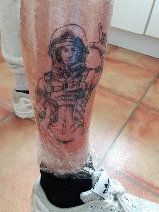 "It saved my life": Fortnite fan gets a Jonesy tattoo in honor of the game