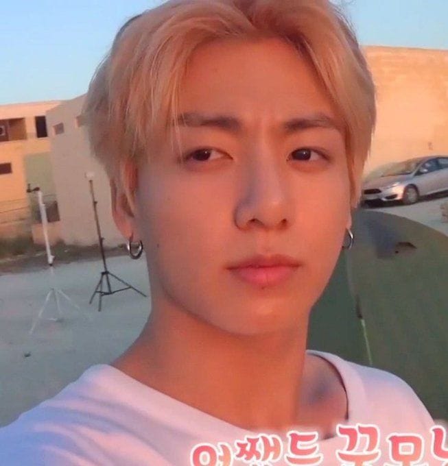 "Simping" fans react to BTS' Jungkook's webtoon character 'ZEHA' as it ...
