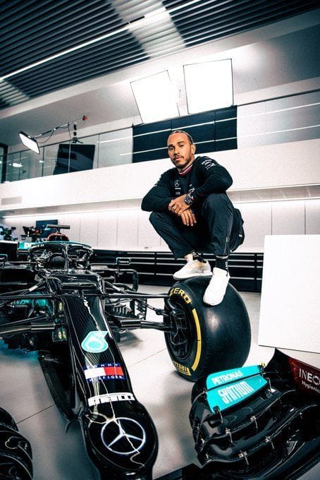 Lewis Hamilton's Extreme E team wins award