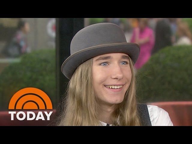 The Voice Season 8 Winer Sawyer Fredericks Came Out As Bisexual With An