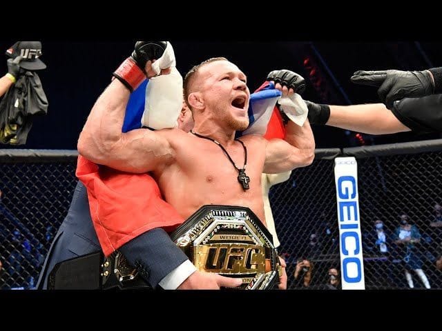 5 best strikers in the UFC right now