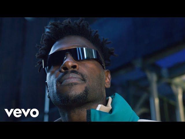 "Shaq was the only athlete to go platinum with a rap album" - Antonio ...