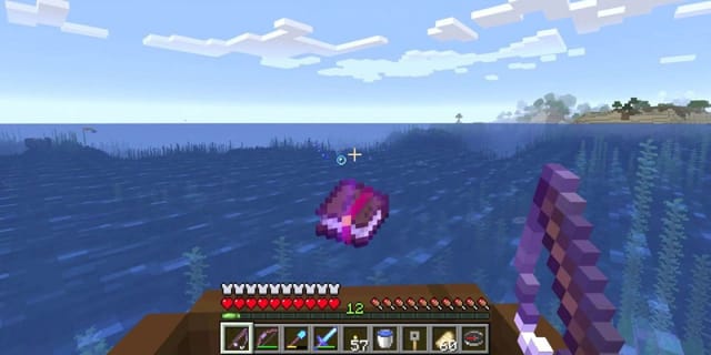 How to make an enchanted fishing rod in Minecraft