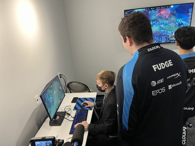 Cloud9's coach LS is demonstrating an innovative way of playing League ...