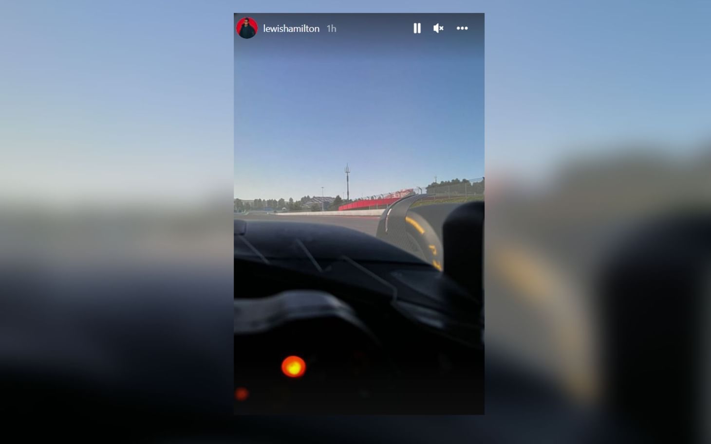 Lewis Hamilton takes to the simulator before 2022 F1 season opener