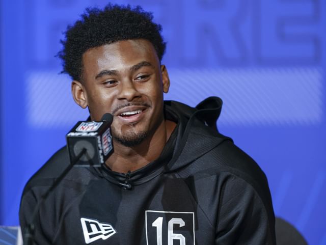 Hand sizes in NFL: How are they measured and are they important for QBs?