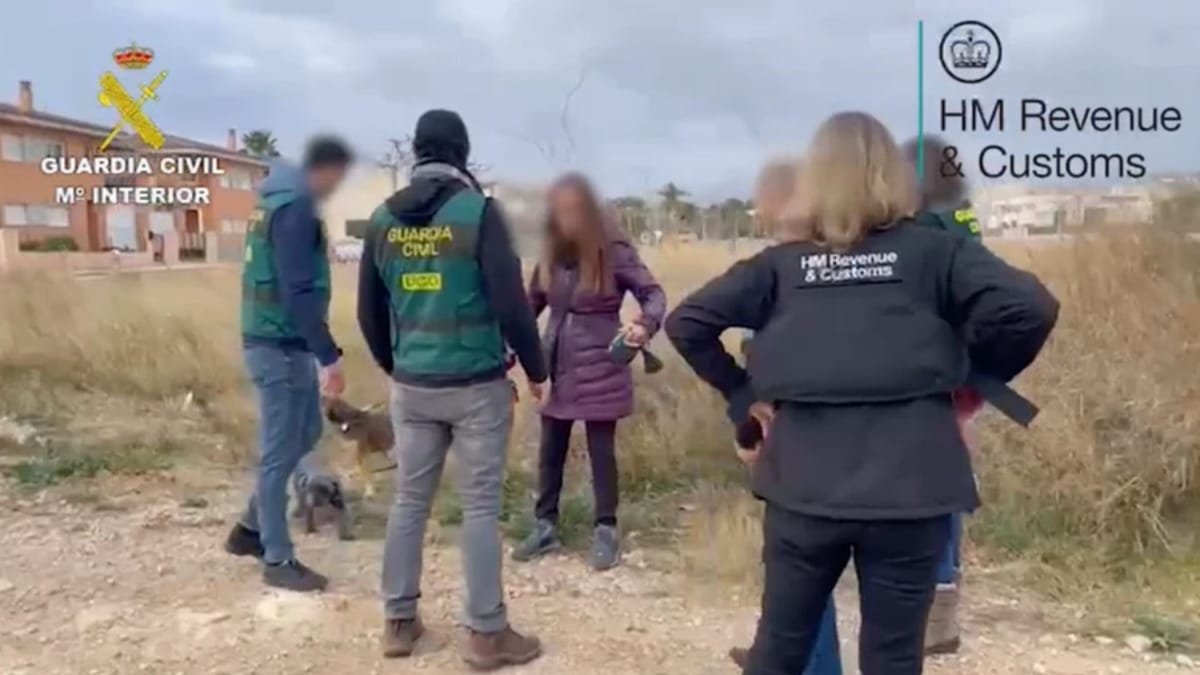 Who is Sarah Panitzke? UK's most wanted woman arrested after 9 years on ...