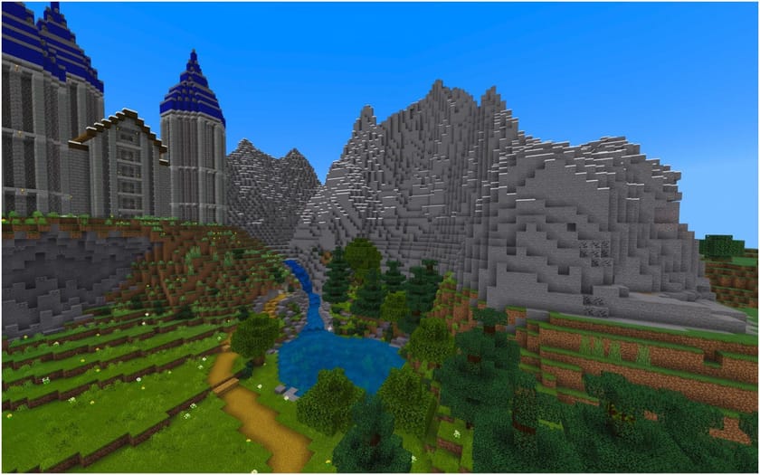 Minecraft Redditor shows off a magnificent mountain in-game