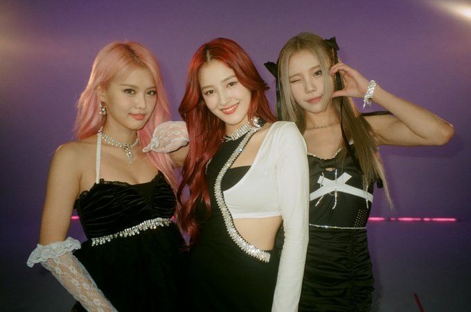 Six best 6-member K-pop girl groups