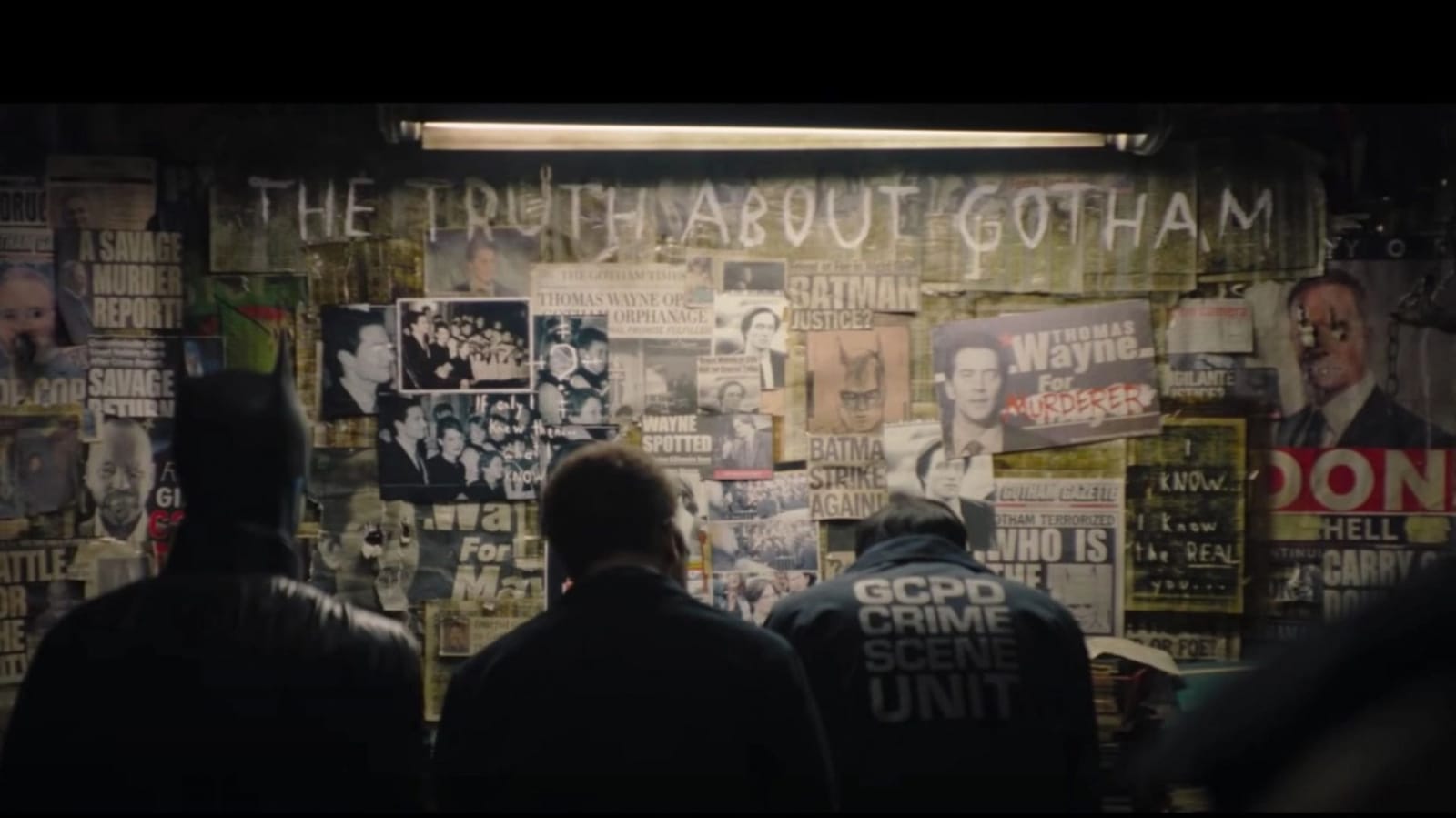 Does The Riddler know who The Batman is? Theories explored