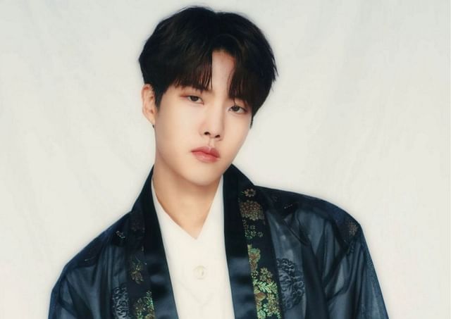 Golden Child's Dae-yeol confirms military enlistment later this month