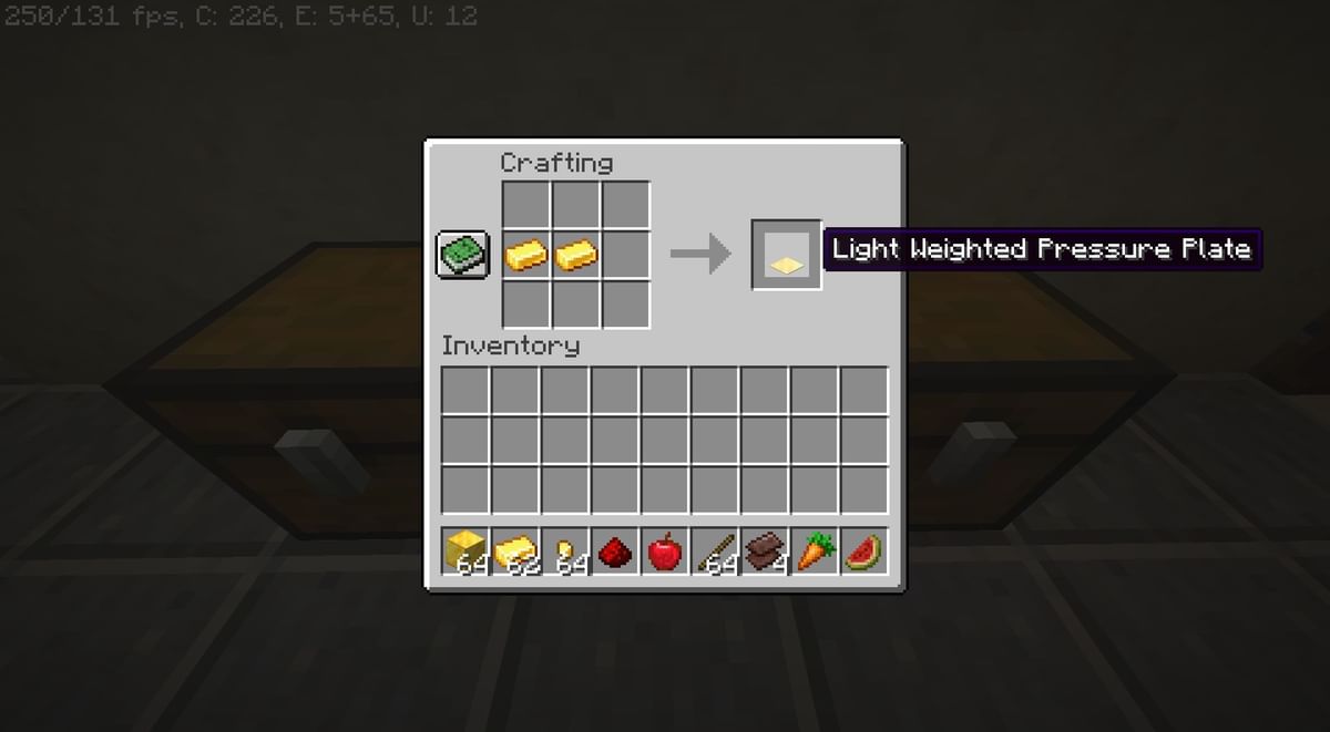 What can players make with gold in Minecraft?