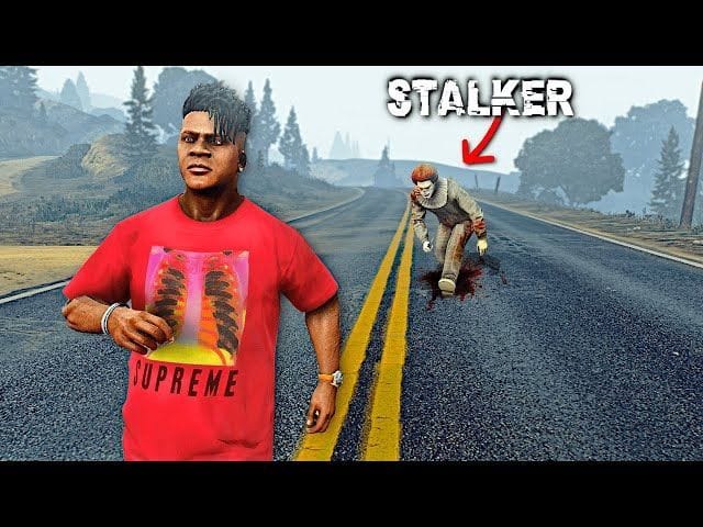 GTA 5 streamer spawns creepy clown stalker using mods