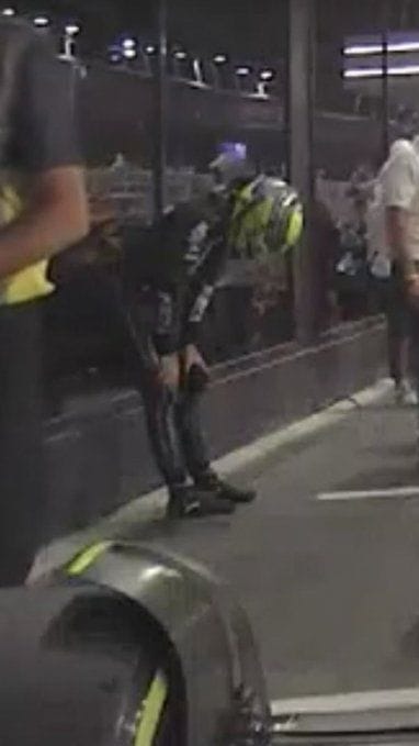 F1 News: "Hamilton might as well race with his legs" - Fans react to ...