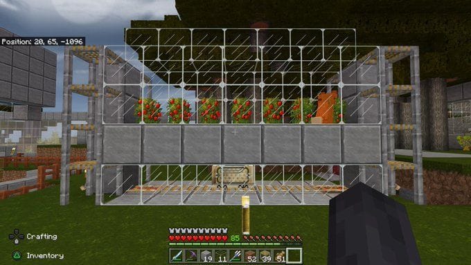 Top 5 uses of sweet berries in Minecraft