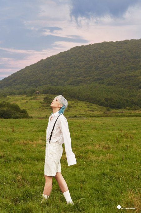 10 male K-pop idols with mullets