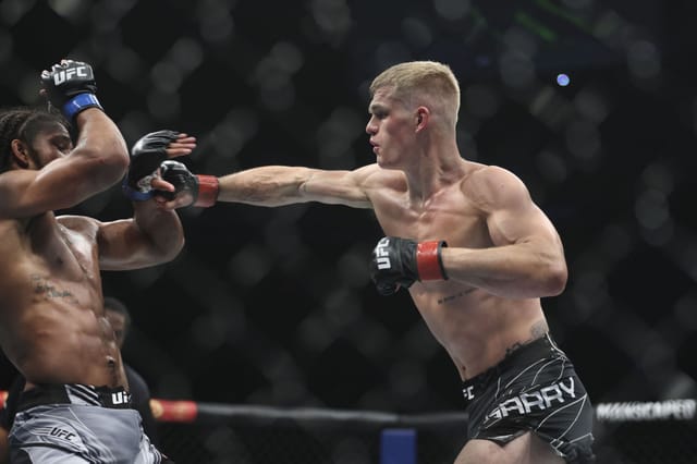 5 best undefeated UFC fighters who aren't ranked