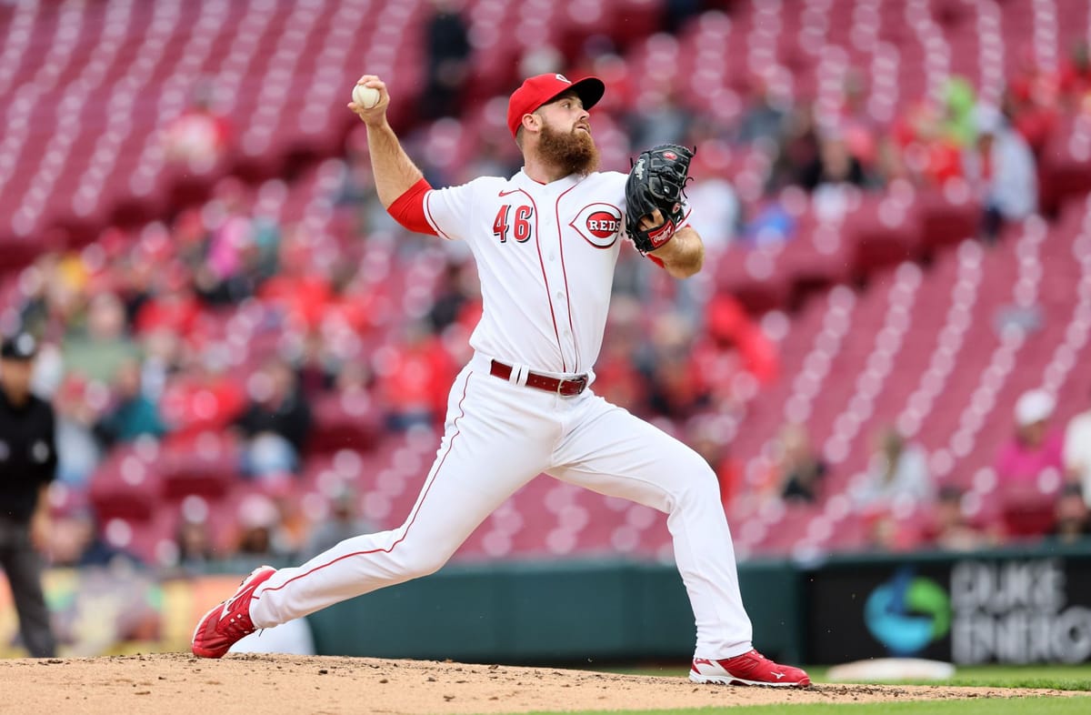 Cincinnati Reds President Phil Castellini issues an apology for mocking ...