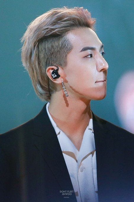 10 male K-pop idols with mullets