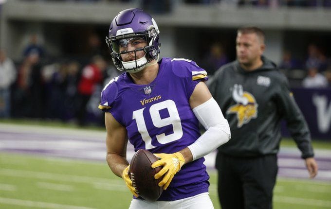 5 NFL players who retired at the peak of their careers