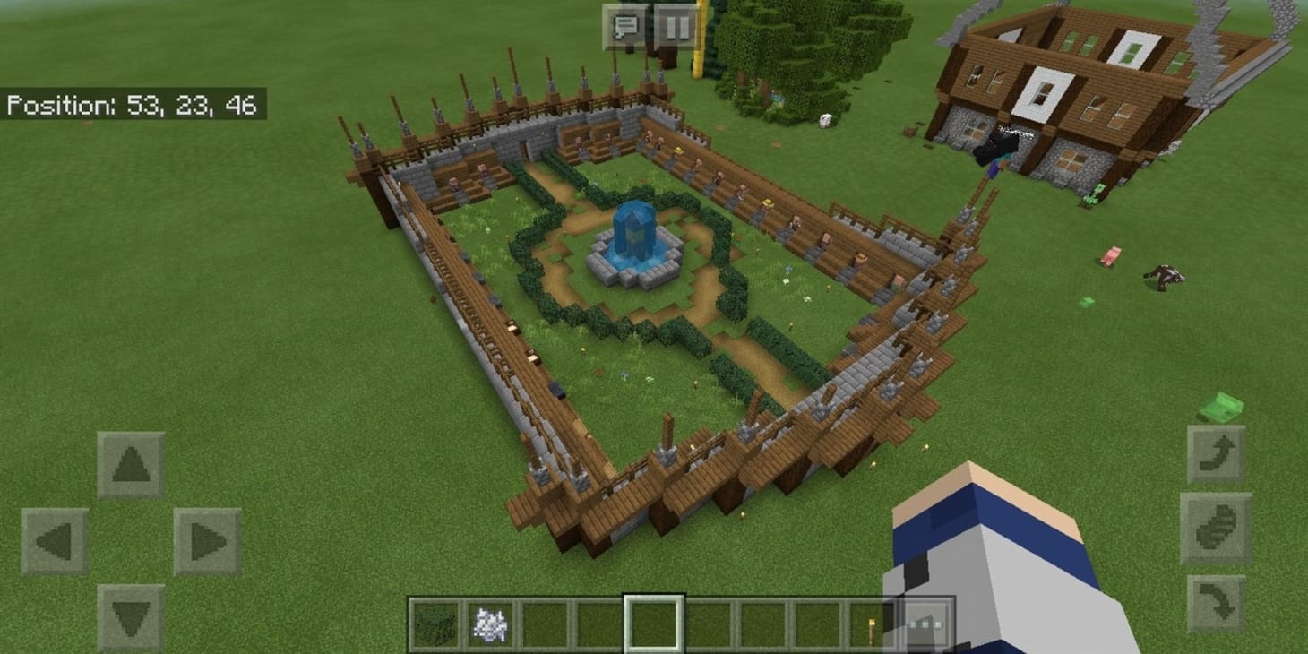 10 best villager trading hall designs in Minecraft