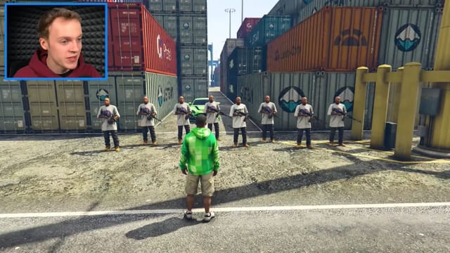 GTA 5 streamer collects Minecraft livery cars using mods