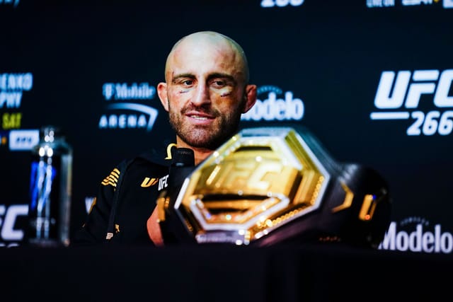 5 current UFC champions with longest title reigns