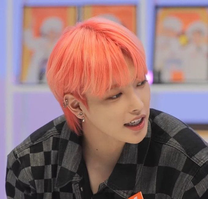 10 male K-pop idols with mullets