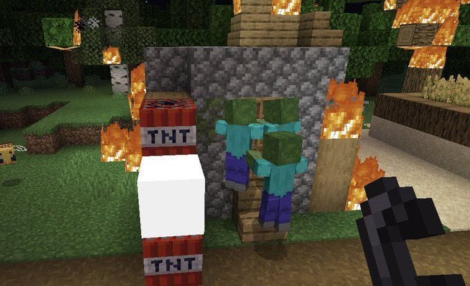 How to light TNT in Minecraft Pocket Edition