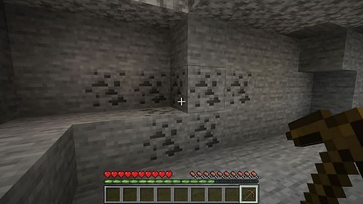 How to Make a Torch in Minecraft: Step-by-Step Guide