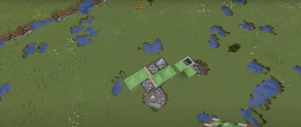 How to make a bomber plane in Minecraft