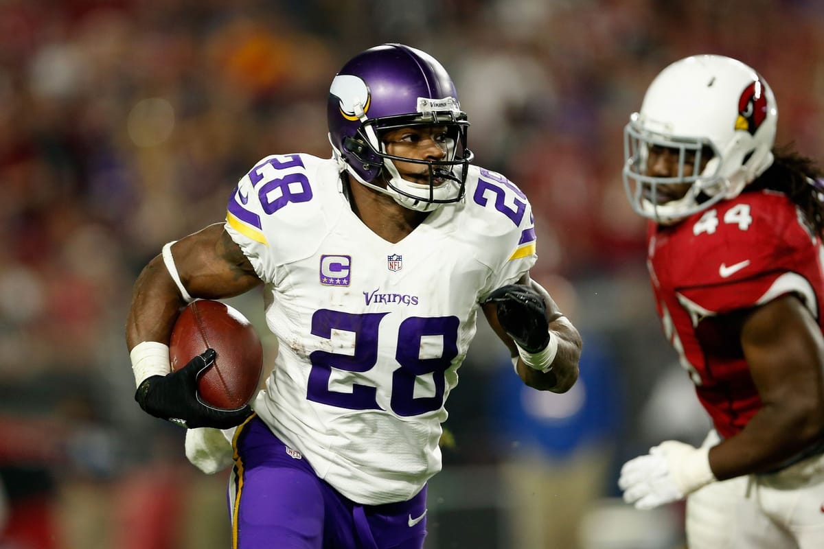 Top 10 most impressive physiques in NFL history