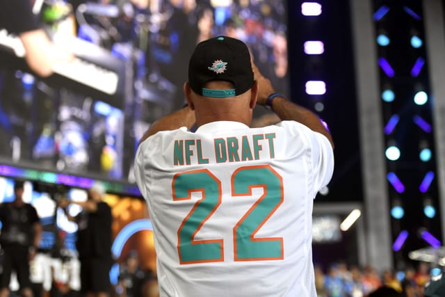 NFL fans get their first look at 2022 NFL rookie class in their new threads
