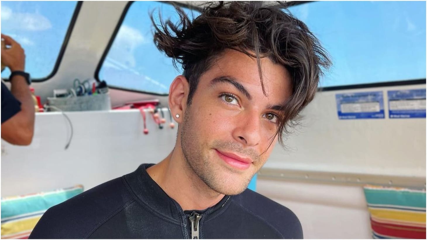 What is Hale Leon's age? All about Frankie Grande's husband as Ariana ...