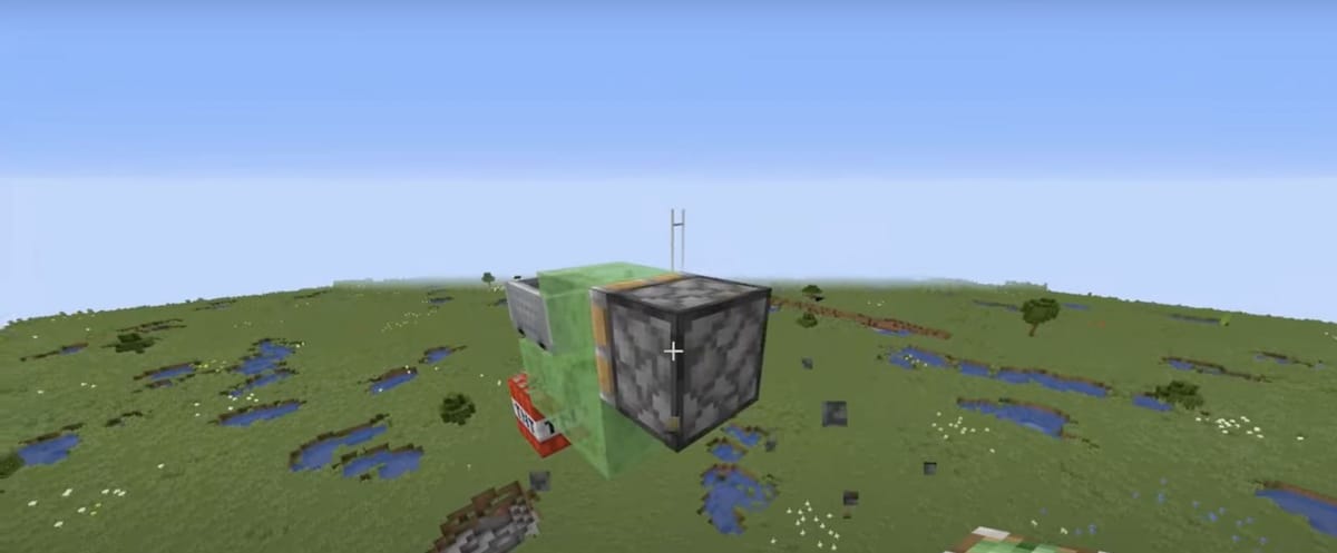 How to make a bomber plane in Minecraft