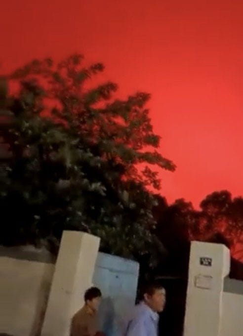 What caused the blood-red sky in China's Zhoushan? Phenomenon explored ...