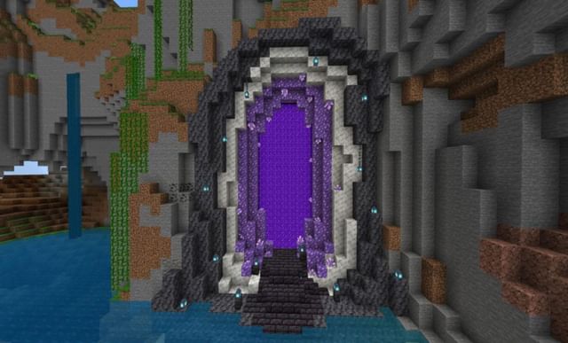Minecraft Redditor creates stunning Nether portal with amethyst