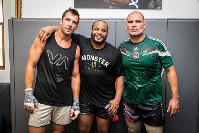 5 UFC fighters who have refused to fight their friends