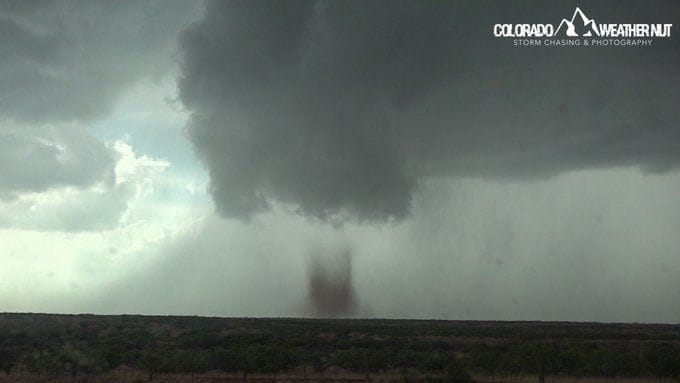 Storm chasing Twitch streamer captures a massive tornado on stream