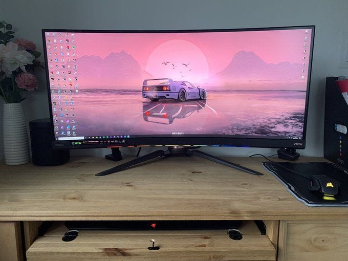 5 best monitors to buy for streaming in 2022